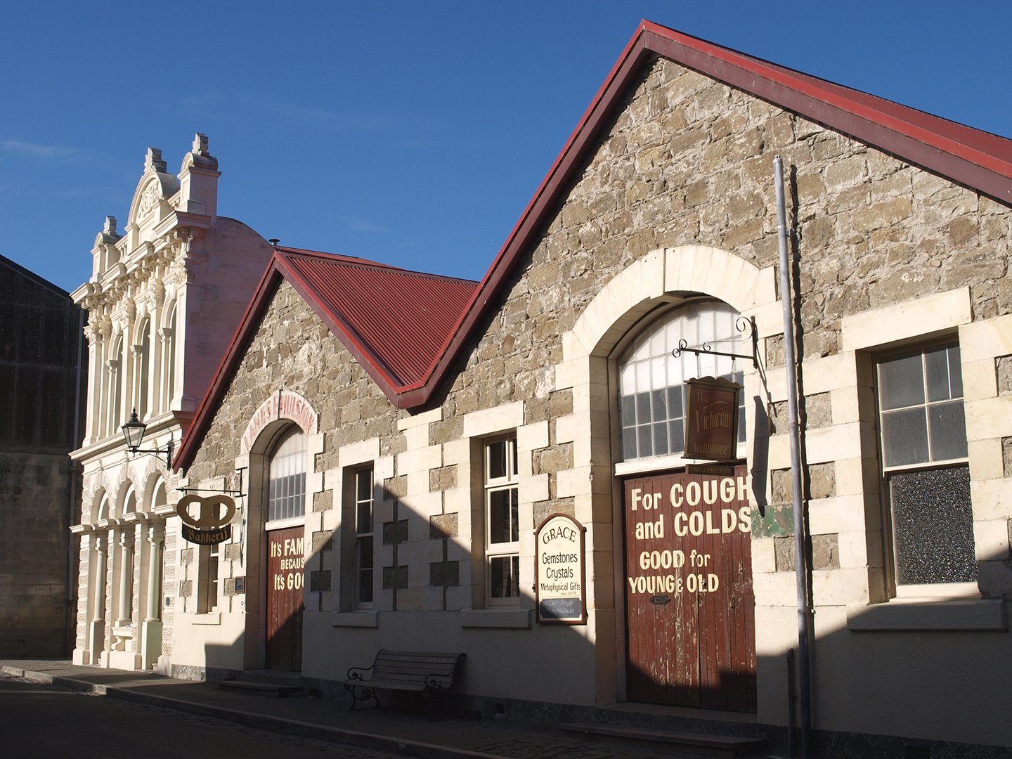 Oamaru – Ruth Rosenfeld