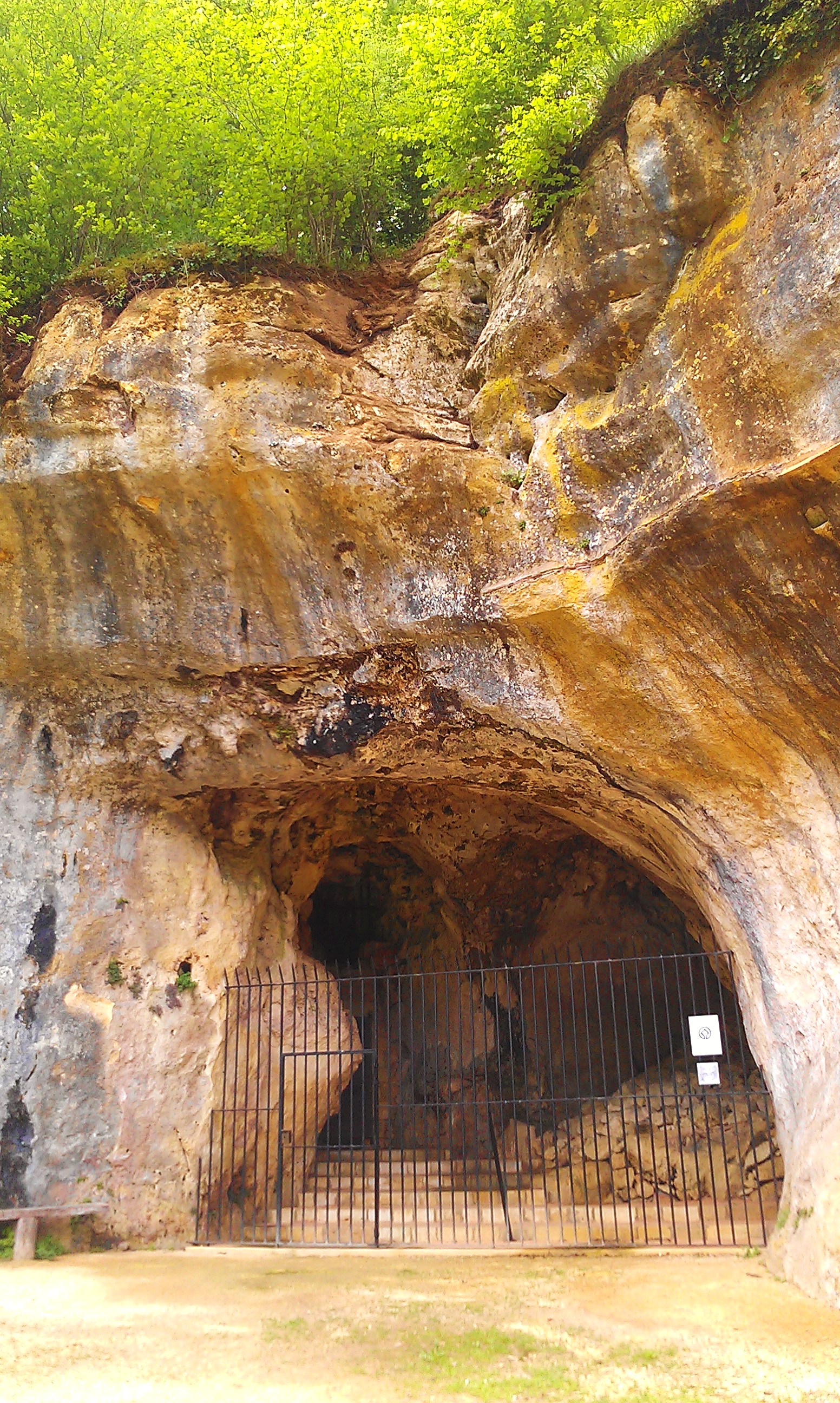 Les Combarelles, Pech-Merle caves – Ruth Rosenfeld